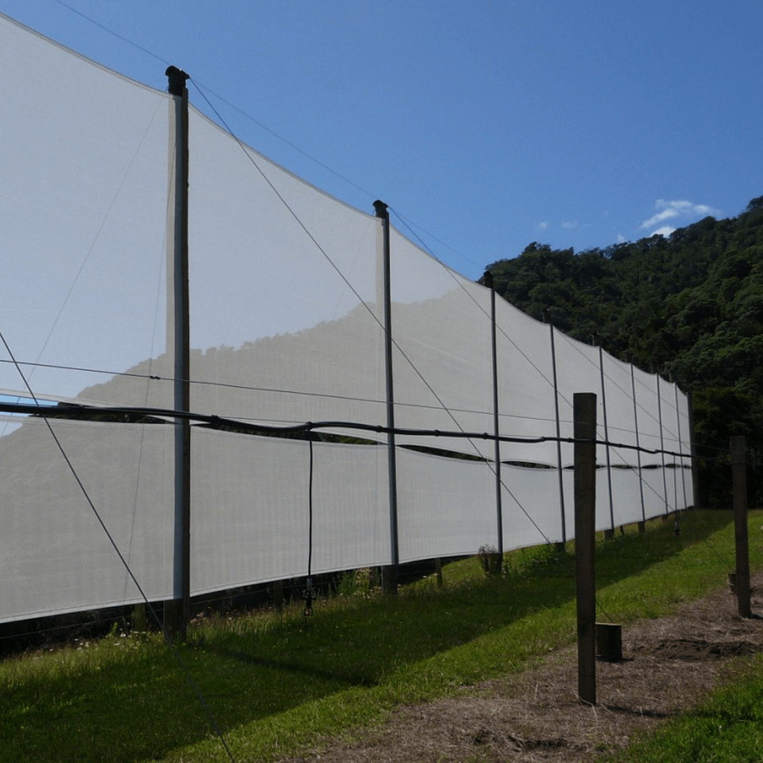 Shelter Cloth 0.91 x 100m Ultimate Knitted Windbreak Shelter Cloth with ...