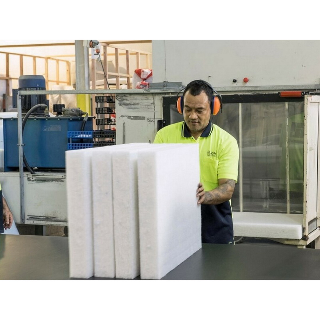 R2.5 Wall Insulation Section 560 x 760mm 2.55m2 MM3150PL090-0560-00760 ...