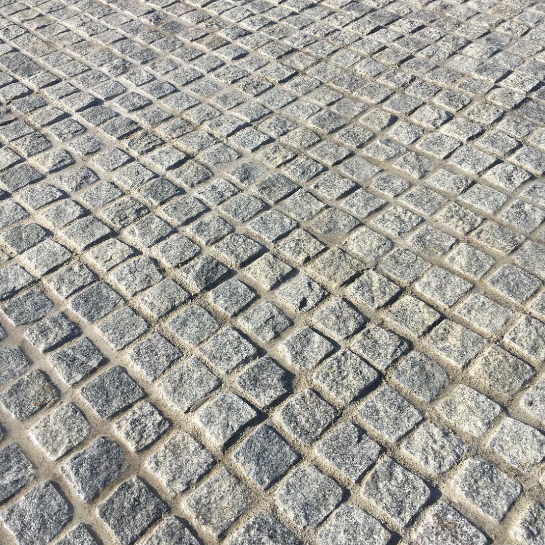 Natural Granite Sett White 100 x 100 x 80/100mm Vehicle Grade ...