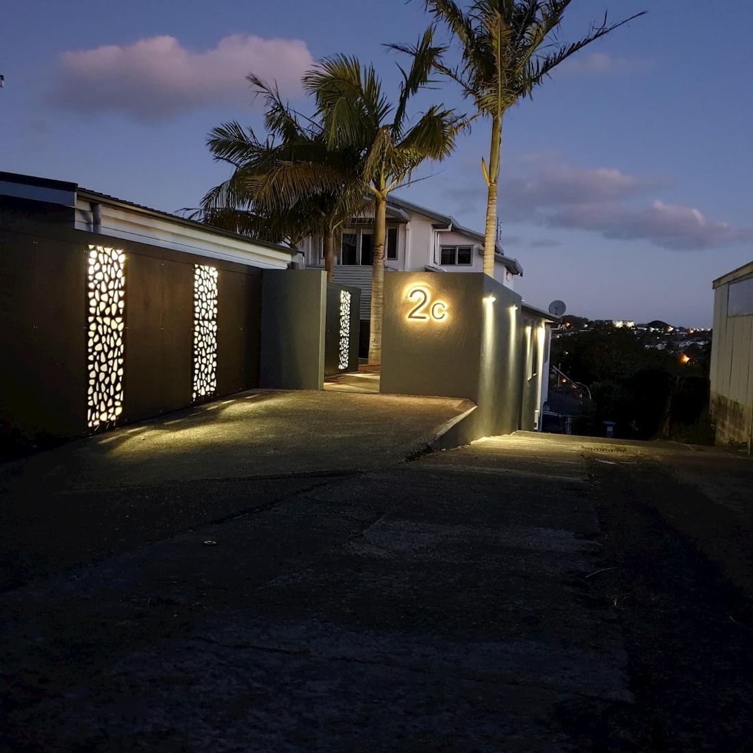 SmartScreen Privacy Screen Schist Cedar 600 x 1800mm | PlaceMakers NZ