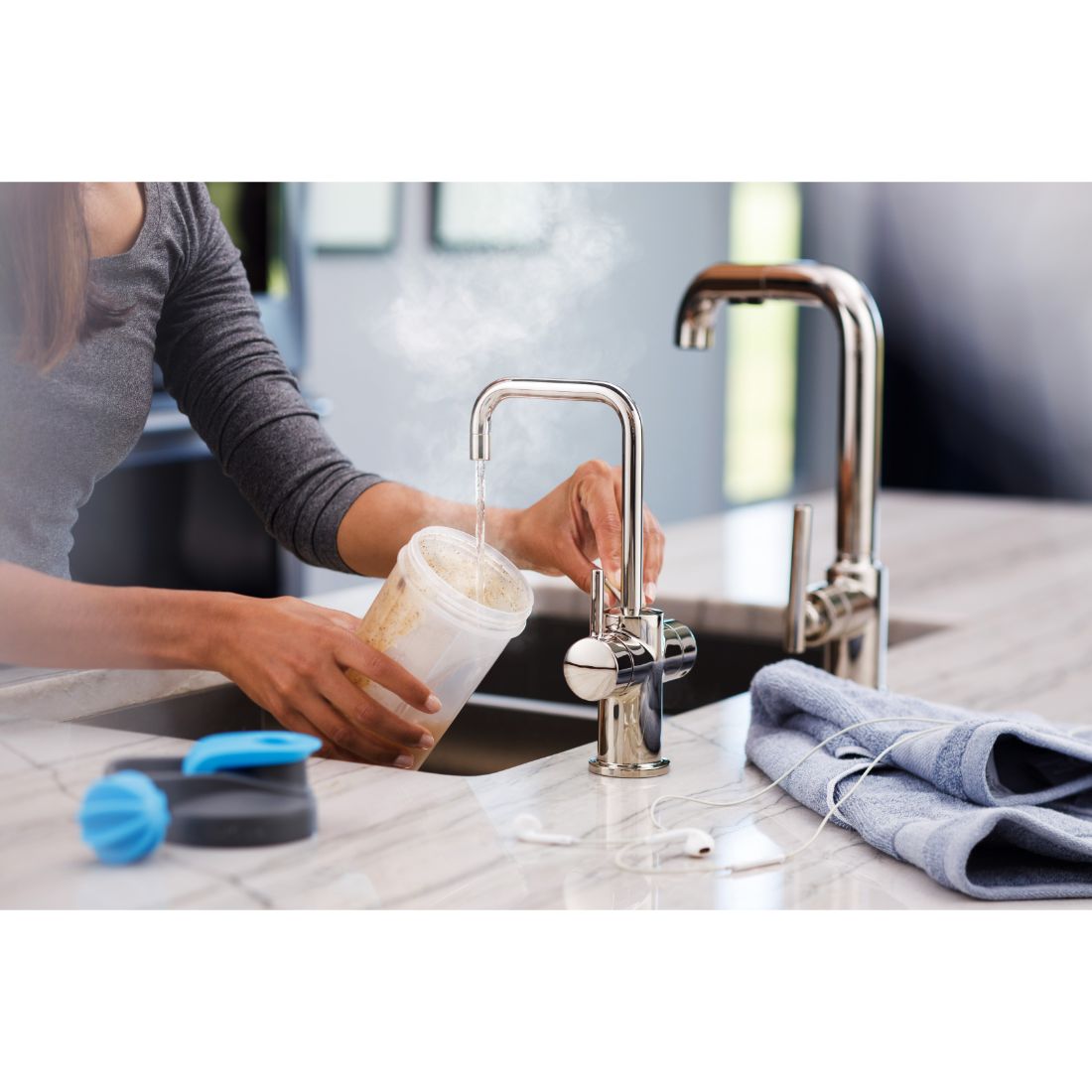 DualTap Side Tap U-Shape Black | PlaceMakers NZ