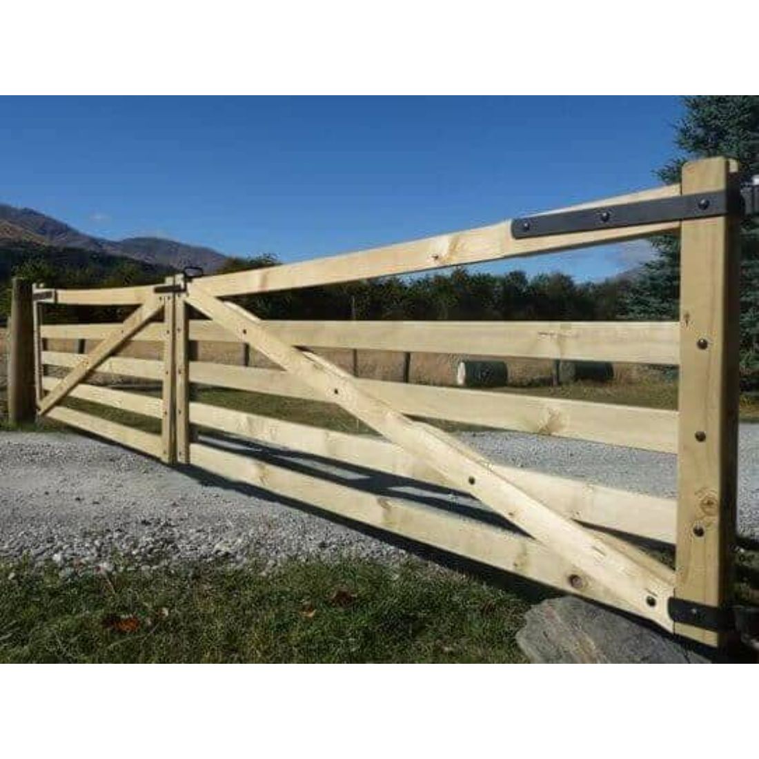 Timber Mayfield Lifestyle Single Gate Macrocarpa 1000 x 2100mm ...